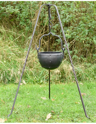 riveted medieval cauldron ⚔️ Medieval Shop