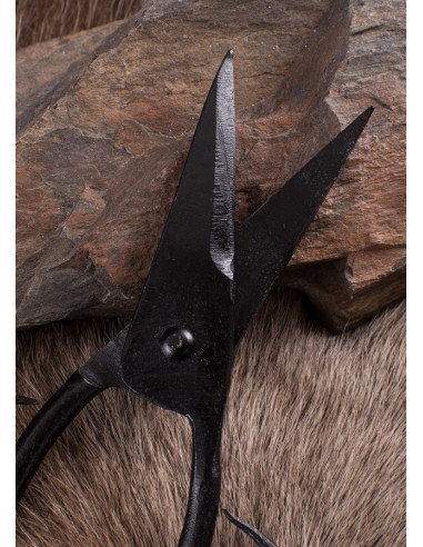 Hand forged medieval scissors ⚔️ Medieval Shop
