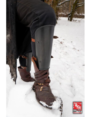 Simple medieval greaves in black, Epic Armory ⚔️ Medieval Shop