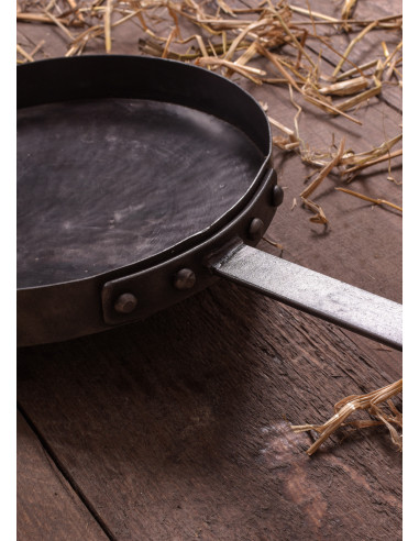 Long Handle Rustic Medieval Frying Pan ⚔️ Medieval Shop