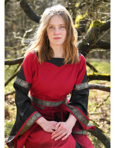 Medieval dress of noble model Bliaut, red-black ⚔️ Medieval Shop