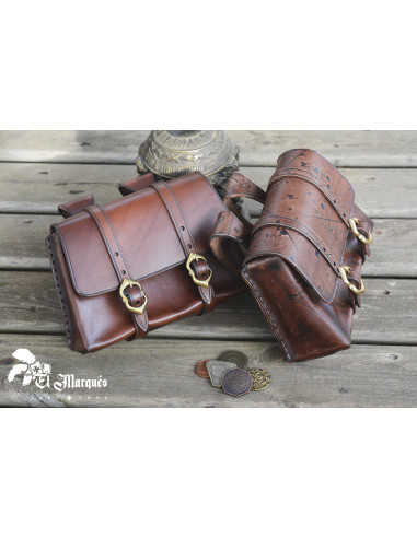 Medieval Adventurer Bag in leather, various finishes ⚔️ Medieval Shop